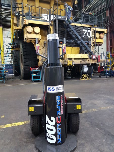 Durapac Maintenance: Safe D Lock® Jack + Powerdrive